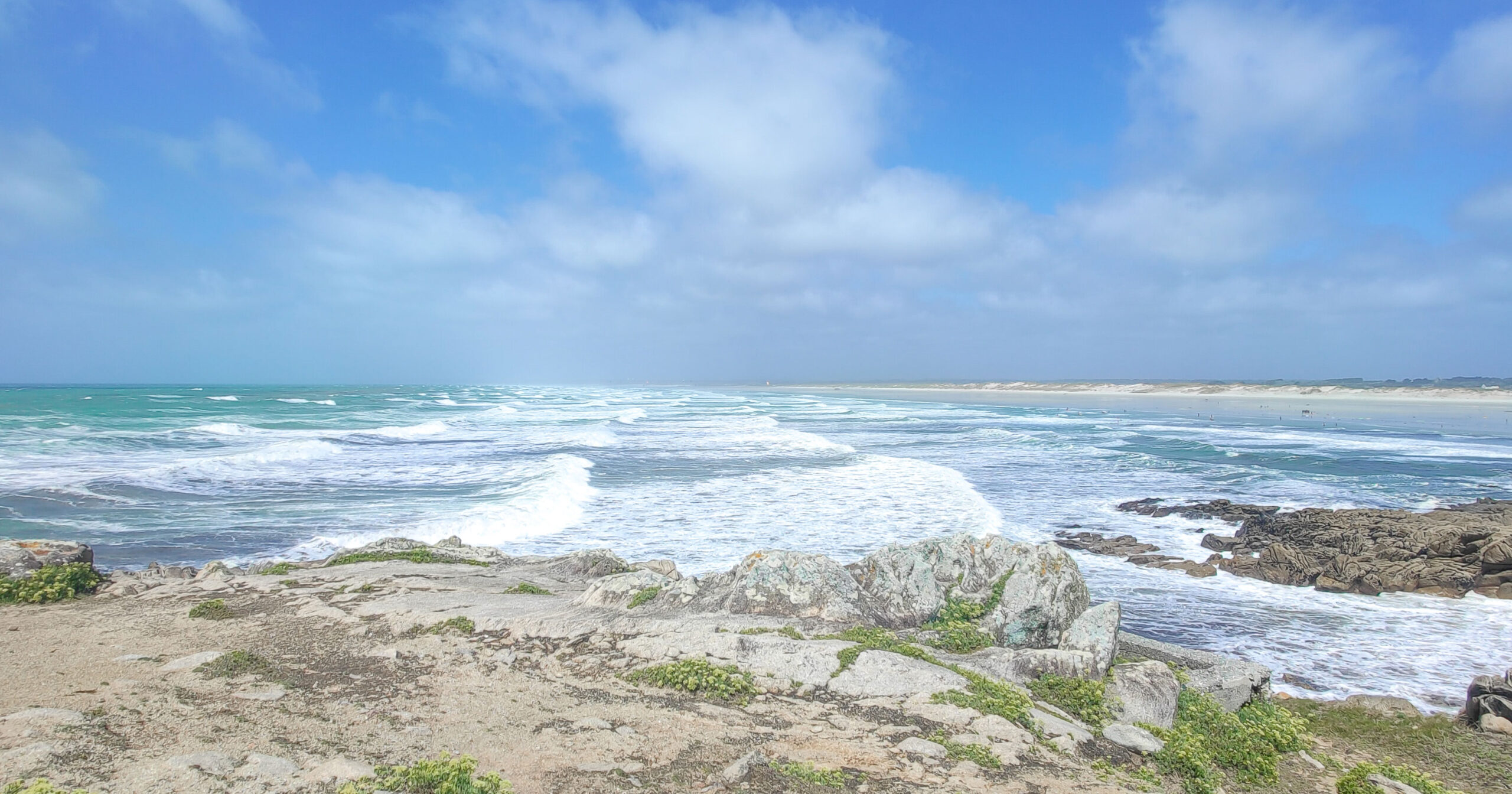 La flamme olympique surfe sur les spots finistériens - Département du ...